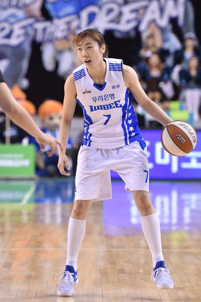 '2R 이어 3R까지' 박혜진, 3라운드 MVP 선정...MIP는 안혜지