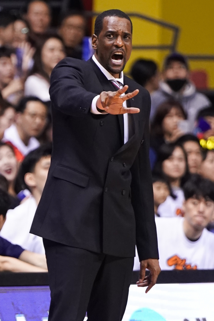 [KBL PO] '진땀승 거둔' 오그먼 감독, "정신적으로 느슨했다, 나아져야 한다"