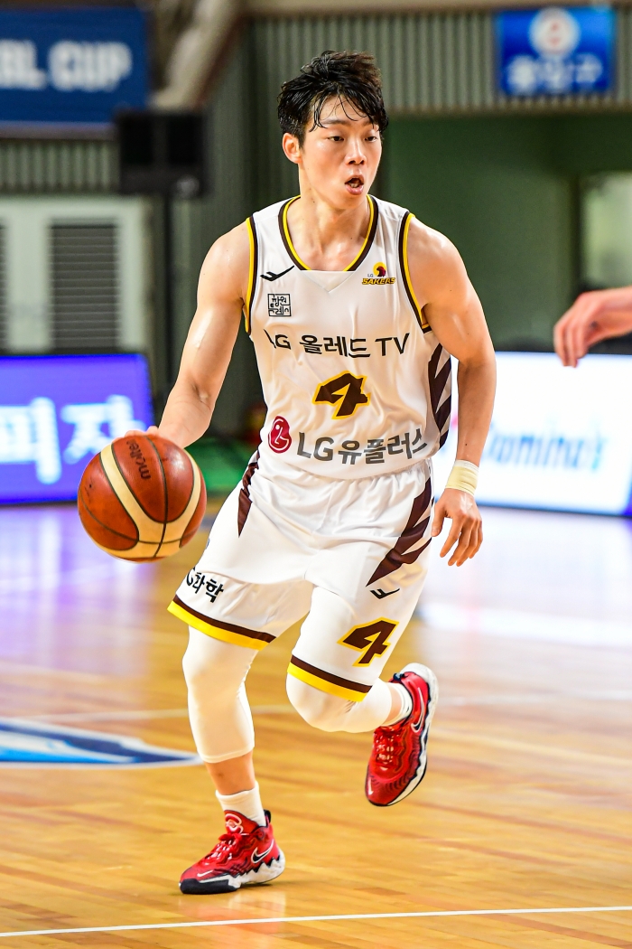 [KBL 컵대회] '이재도·마레이 맹활약' LG, KCC 꺾고 첫 승