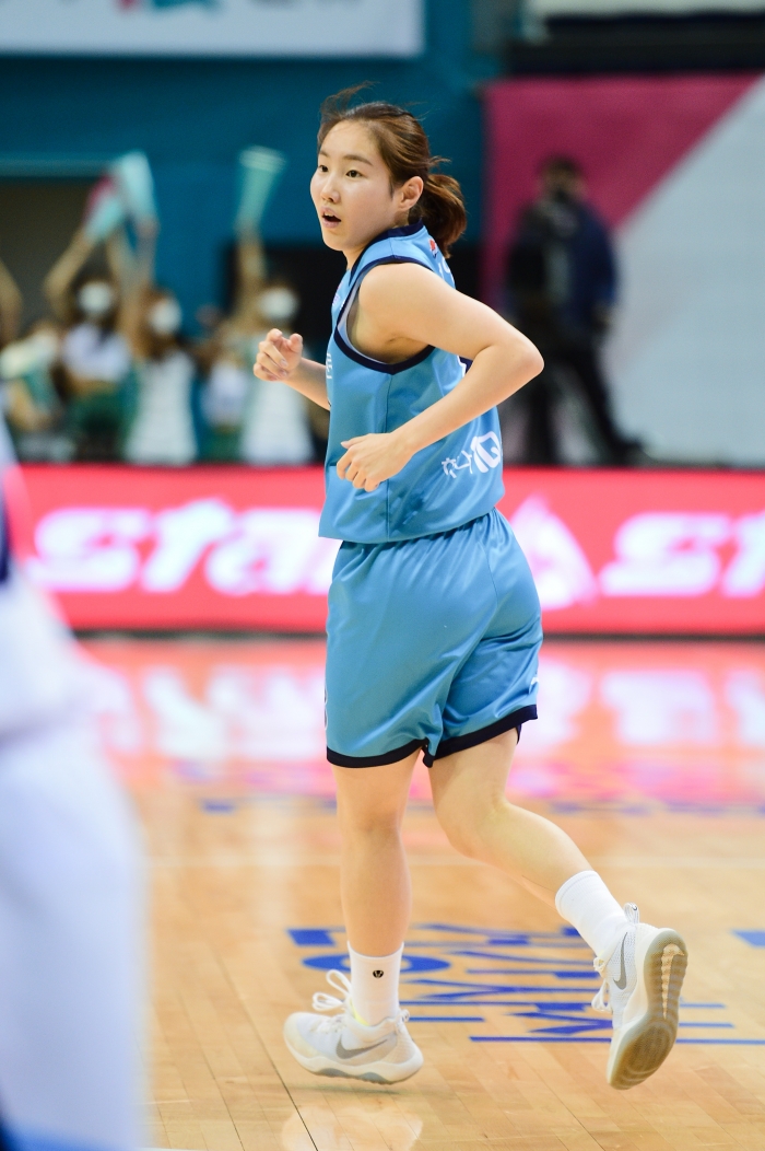 박혜진, WKBL 5R MVP 차지…MIP는 김지영