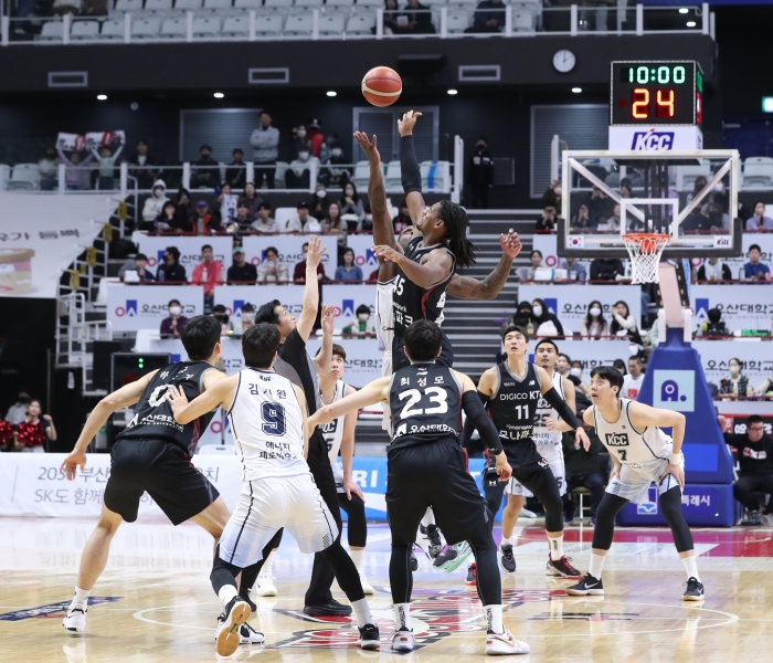 6위 노리는 삼파전 KT·KCC·DB, 1점 차 '살얼음판' 경쟁