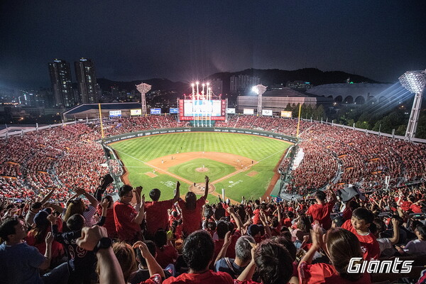 롯데, ‘부산갈매기’ 5년 만에 울려 퍼진다