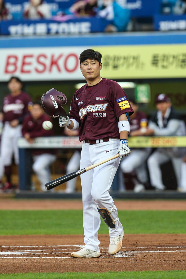 나균안·페디·이원석·양석환 등 11명… KBO 4월 MVP 후보 선정