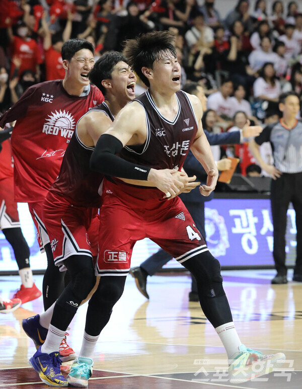 [CH6] 14년 만에 7차전 열린다! KGC, SK에 반격 성공