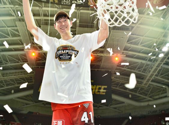 [KGC V4] '라이언 킹' 오세근, PO 최고의 별로 우뚝 서다