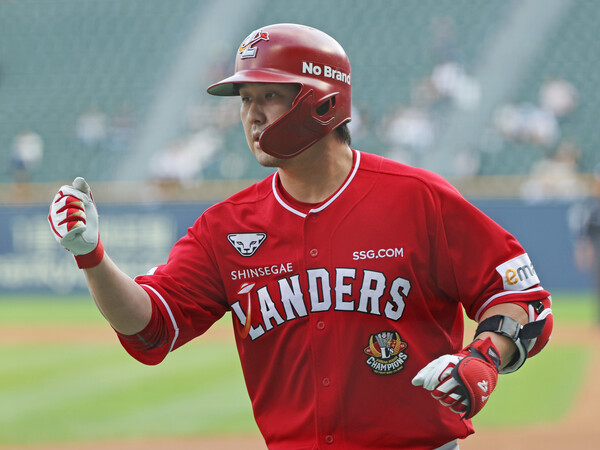 ‘한 달 새 11홈런’ SSG 최정, KBO 6월 월간 MVP 선정