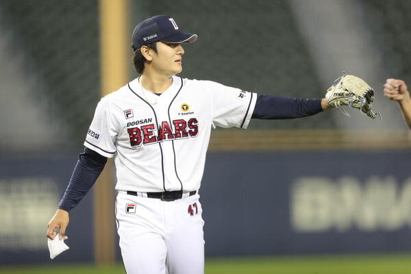 ‘5월 ERA 1.48’ 두산 곽빈, KBO리그 5월 MVP 수상…두산 토종 투수로는 8년만