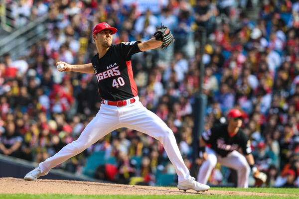 에이스 네일과 재계약 완료→투수 왕국 KIA, 2년 연속 우승 노린다