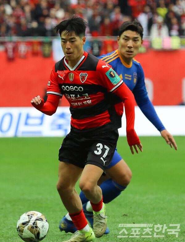 홍윤상, 주민규 제치고 반격